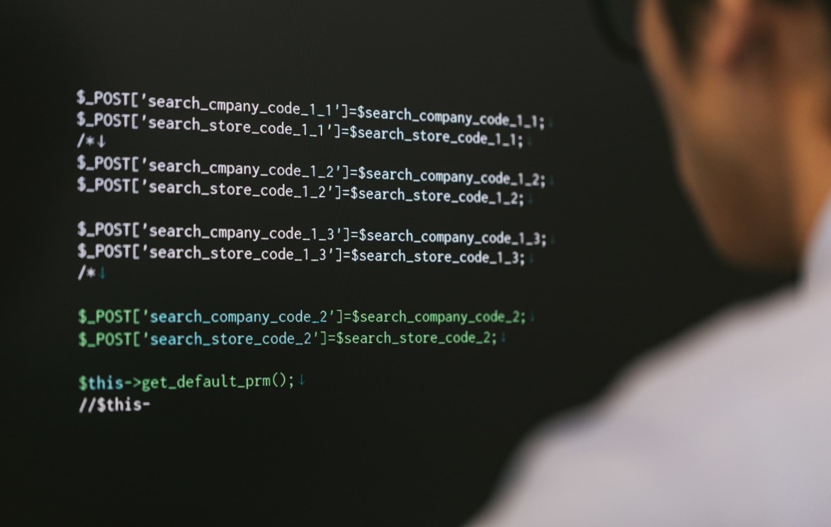 SE（システムエンジニア）とPG（プログラマー）の違い｜年収や未経験から目指す方法も解説 | GeeklyMedia(ギークリーメディア) | Geekly（ギークリー） IT・Web・ゲーム ...