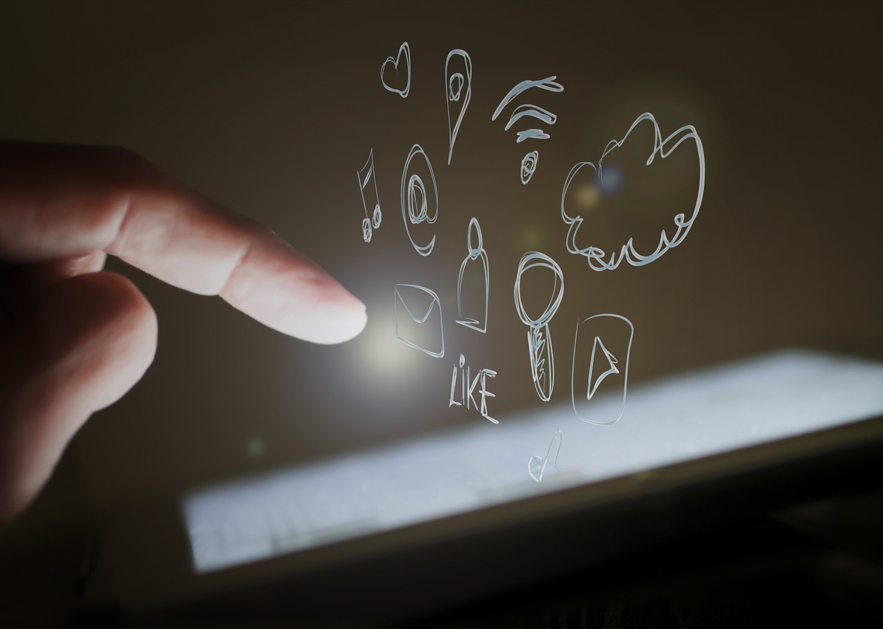 シングルページアプリケーション（SPA）を徹底解説！導入メリットやUXとの関係は？ | GeeklyMedia(ギークリーメディア) | Geekly（ギークリー） IT・Web・ゲーム業界 ...